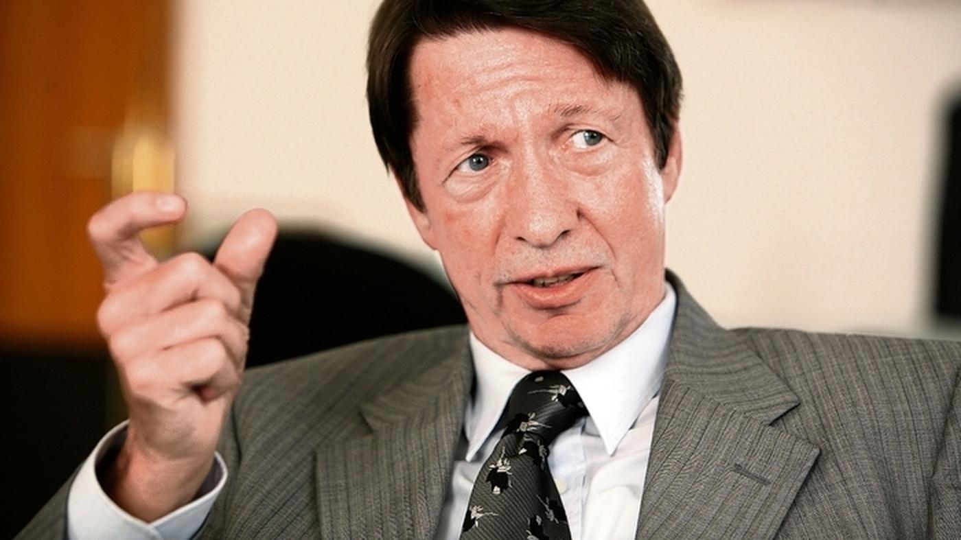 Innensenator Ehrhart Körting: ''Wir sind zu zögerlich im Dialog mit den ...