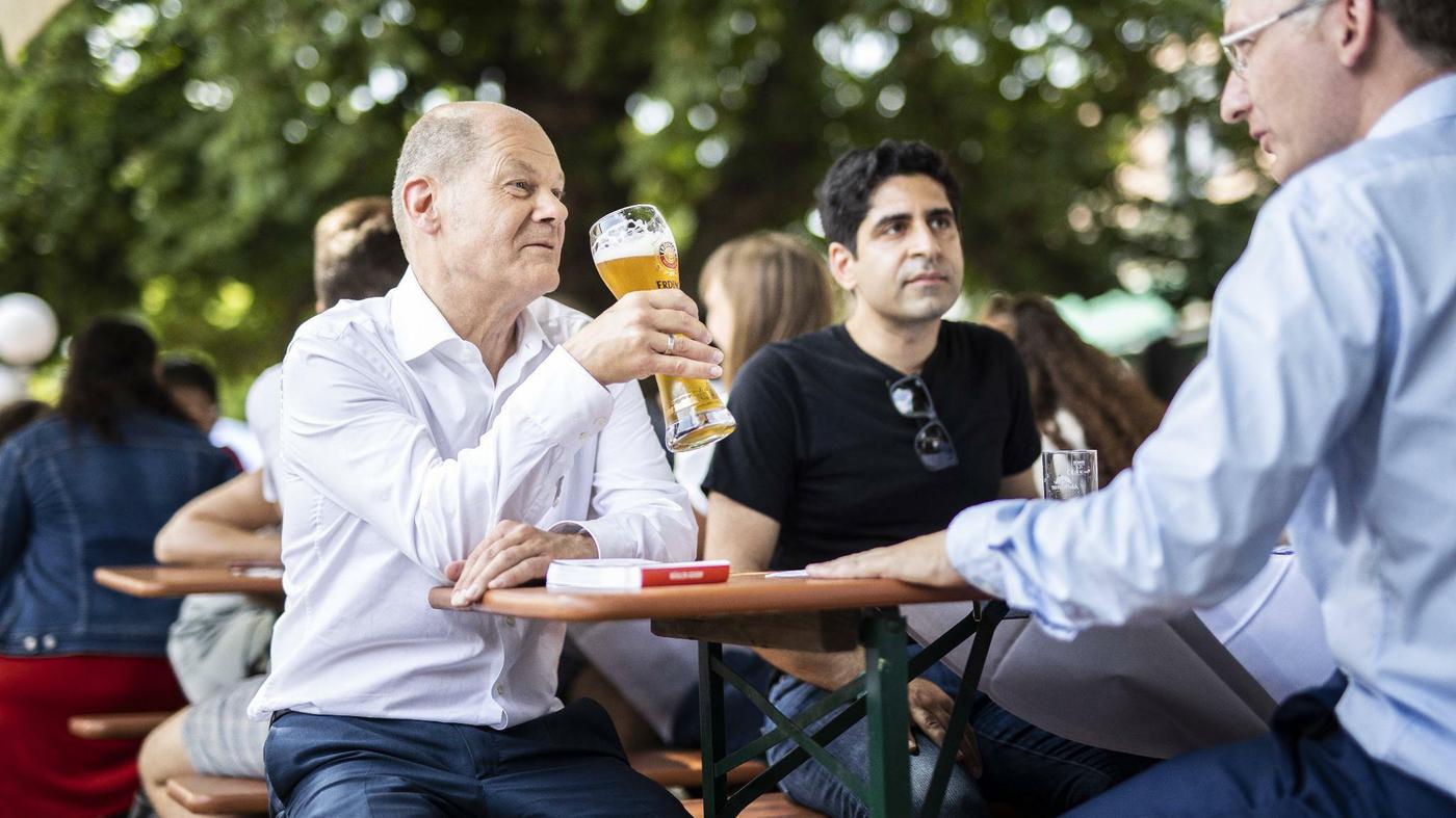 Im Elfenbeinturm der Privilegierten: Politiker müssen wissen, was ...