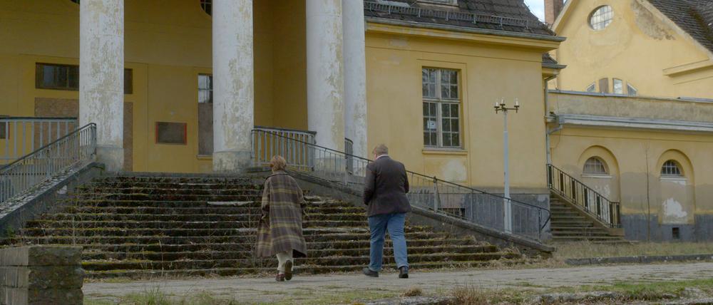 Sven Johnes Film „Das sowjetische Hauptquartier“ : Abschied von den ...