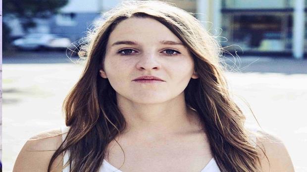 „Bei Schirach ist die Frau zu sehr armes Opfer“: Helene Hegemann über ...