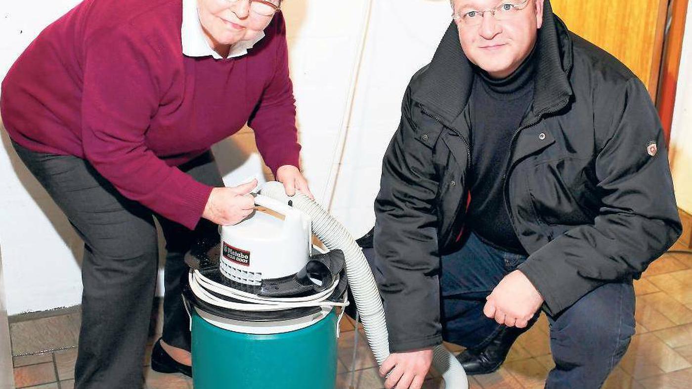 Wahlkampf in Berlin: Frank Henkel: Fels in der Pfütze