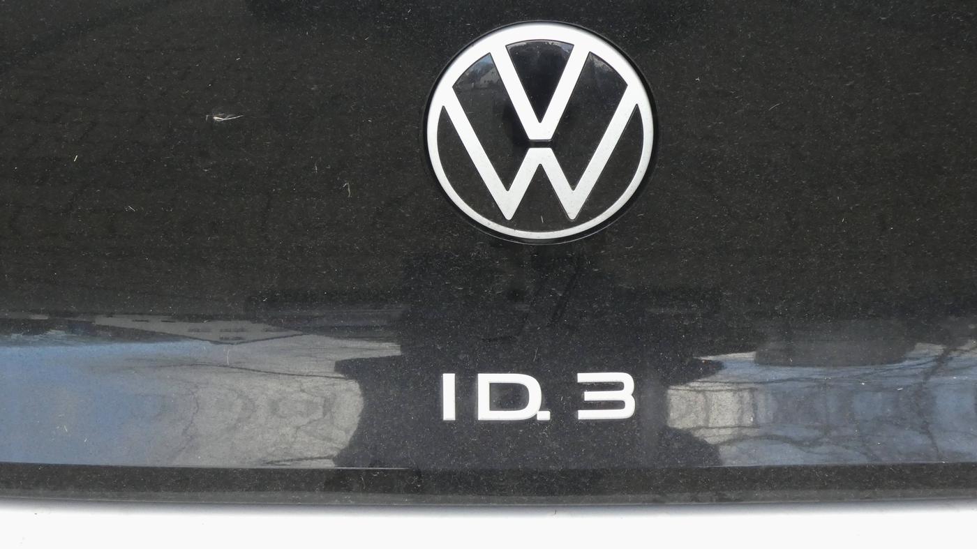 VW-Personalvorstand zur neuen Strategie: Beschäftigte beim Kurswechsel mitnehmen