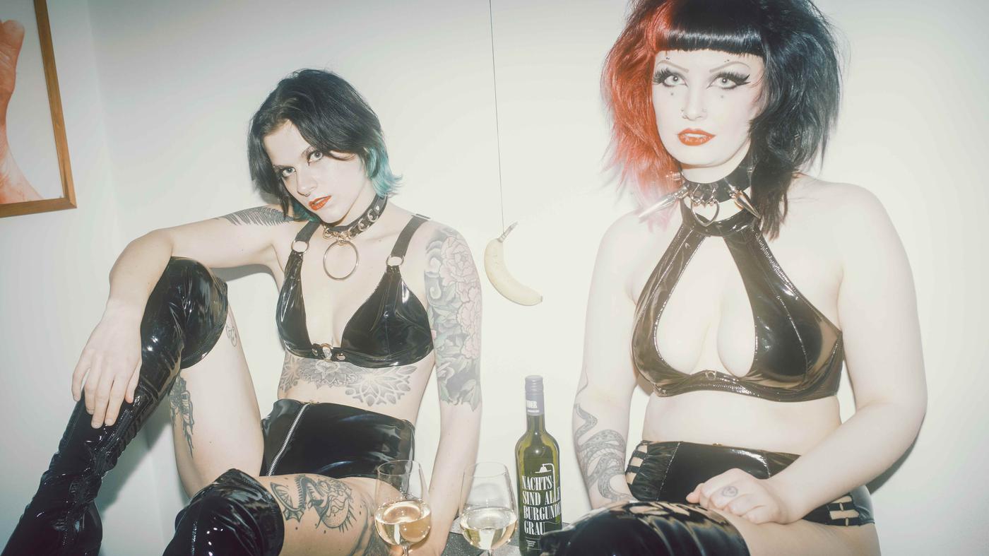 Outfits für Berghain und Kitkat: Das trägt man jetzt in Berlins kinky Underground