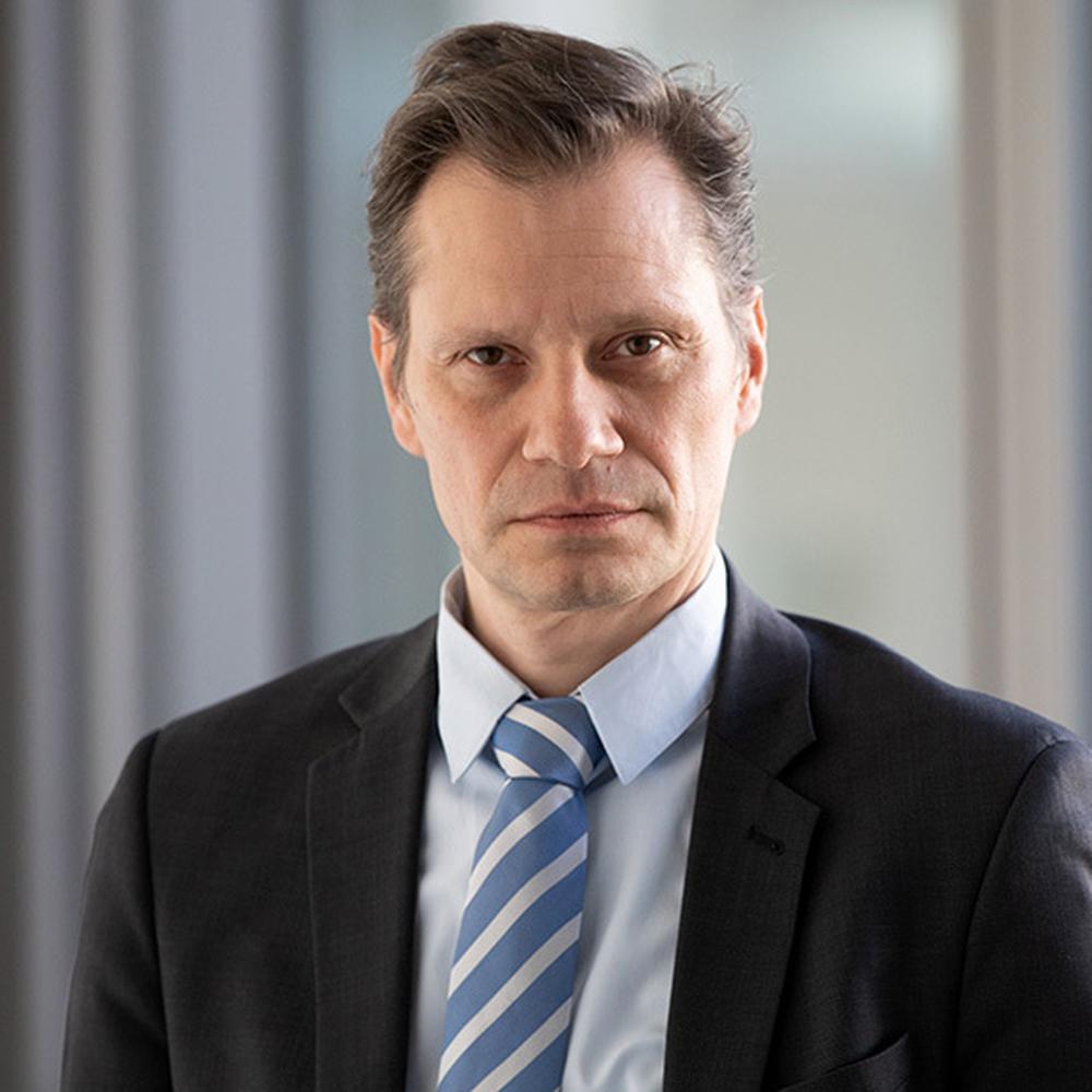 Firmen streichen Zehntausende Jobs: Kommt die Massenarbeitslosigkeit ...