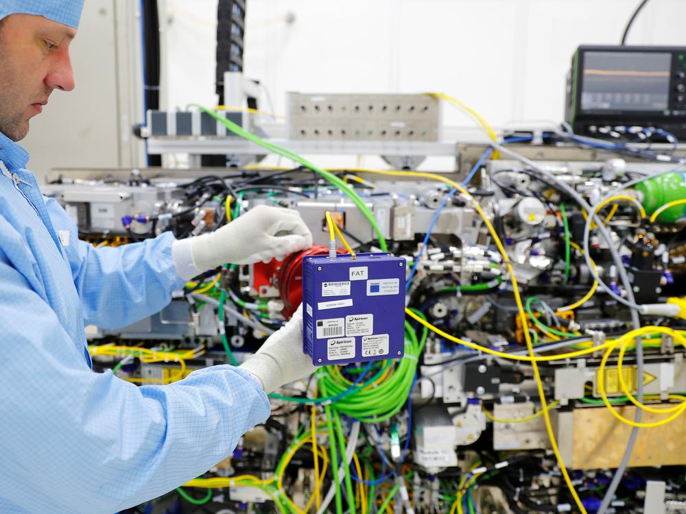 Chip-Krieg zwischen den USA und China: Der Machtkampf um Halbleiter ...