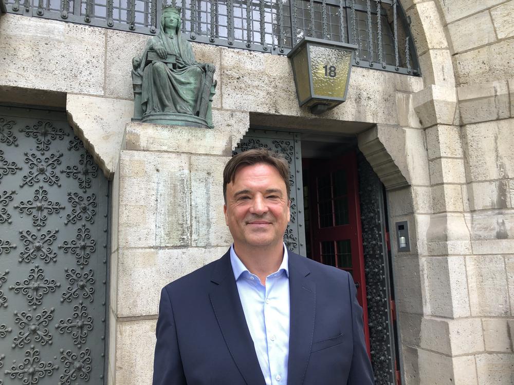 Schlappe für Immobilienriesen in Berlin: Adler Group muss Kaufvertrag ...