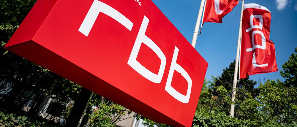 Zukunft des Rundfunk Berlin-Brandenburg: Gehälter zu Programmen!