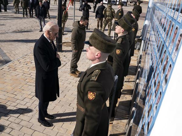 Nachtzug und diskrete Wagenkolonne: So reiste US-Präsident Joe Biden nach Kiew