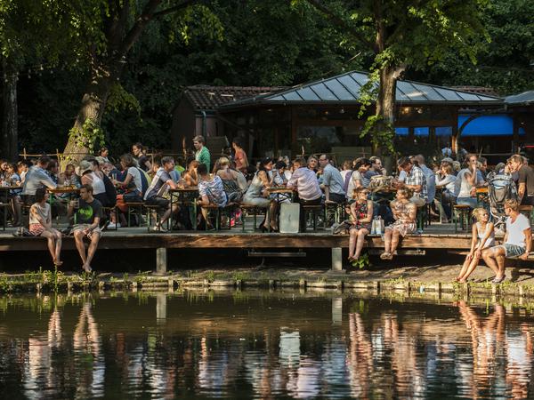 So teuer wird der Sommer: Viele Berliner Biergärten erhöhen die Preise ...