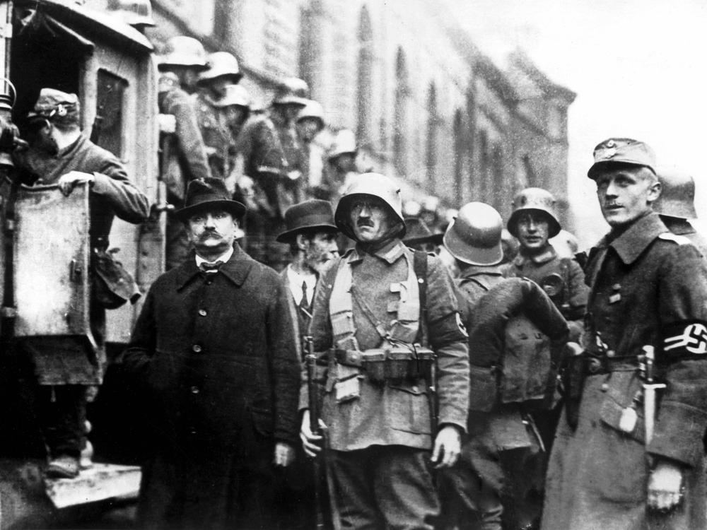 München im Jahr 1923: Was den gescheiterten Hitler-Putsch so gefährlich ...