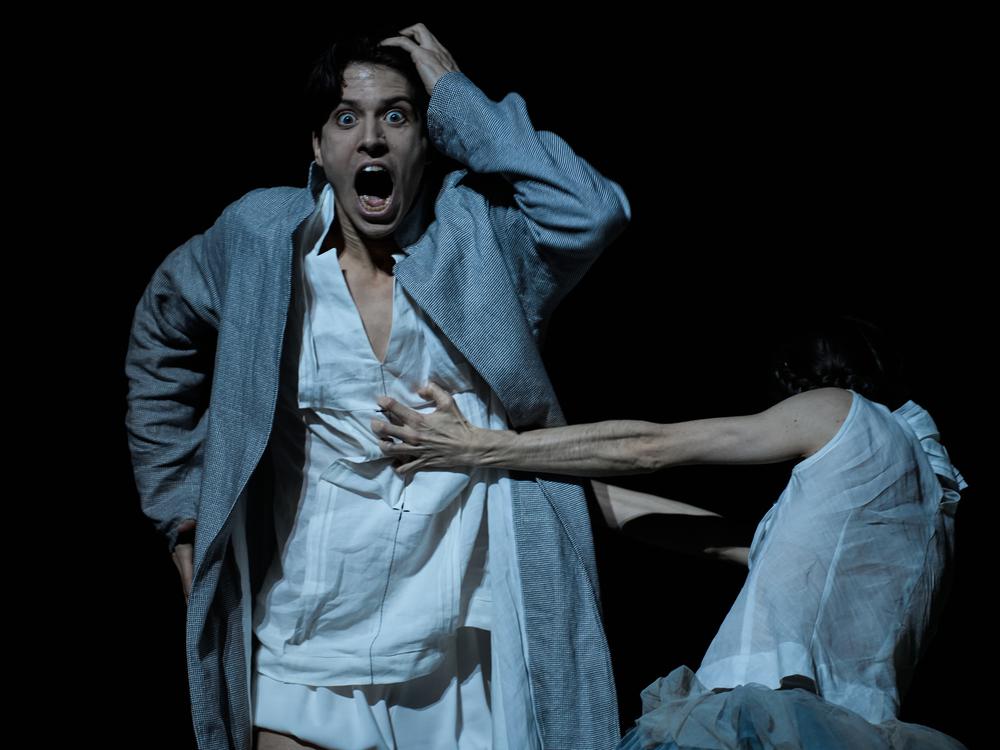 Das Staatsballett Berlin in „2 Chapters Love“ : Körper-Verkettungen von ...