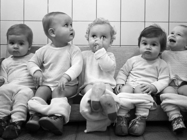 Dauerbetreuung in der DDR-Krippe: Die ewigen Wunden der Wochenkinder