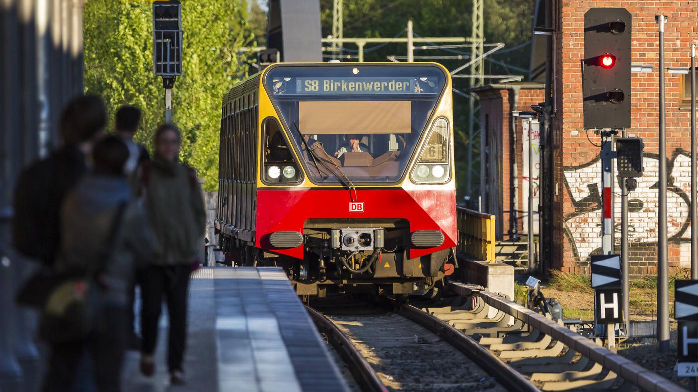 BVG ist nicht betroffen: Warnstreik am Montag trifft Regional- und S-Bahnverkehr in der Region ...