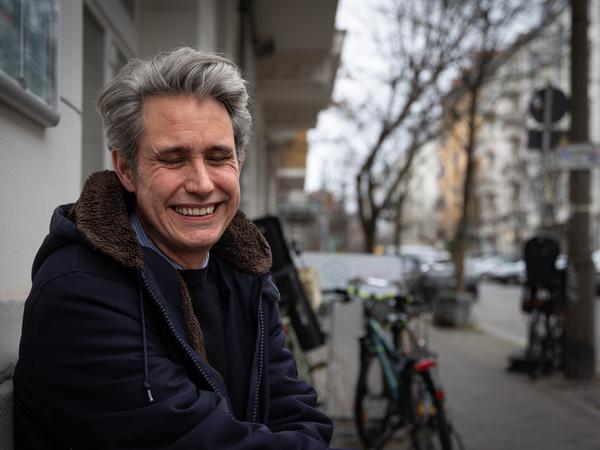 Dirk von Lowtzow im Interview: „Ein bisschen peinlich ist es schon“