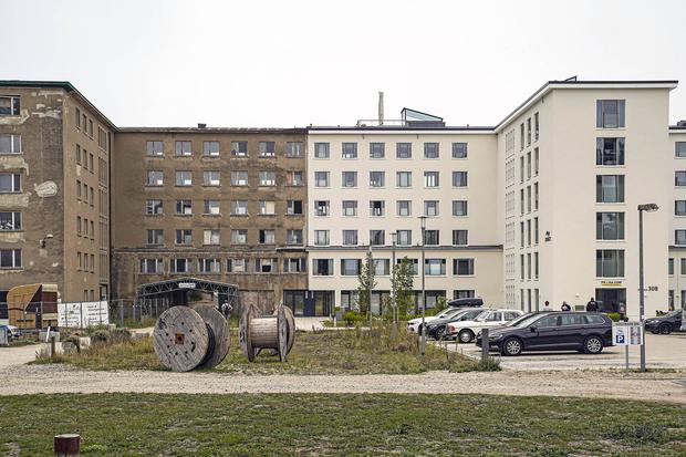 Der Koloss von Prora: Darf man in einem Nazi-Bau Urlaub machen?