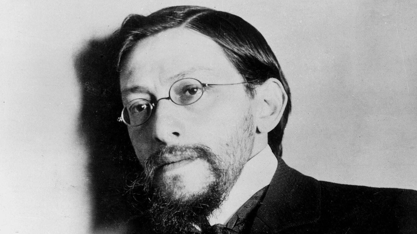 The main thing is to keep the style: Edmund Edel's novel "The Snob ...