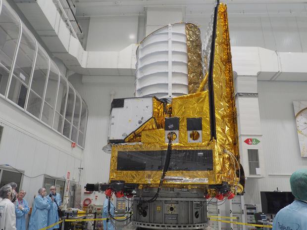 Das Unsichtbare sichtbar machen: Neue Esa-Sonde „Euclid“ soll das ...