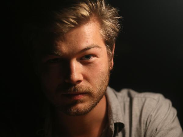 „Stille Post“ in Potsdam: Ein Filmdebüt, das unter die Haut geht