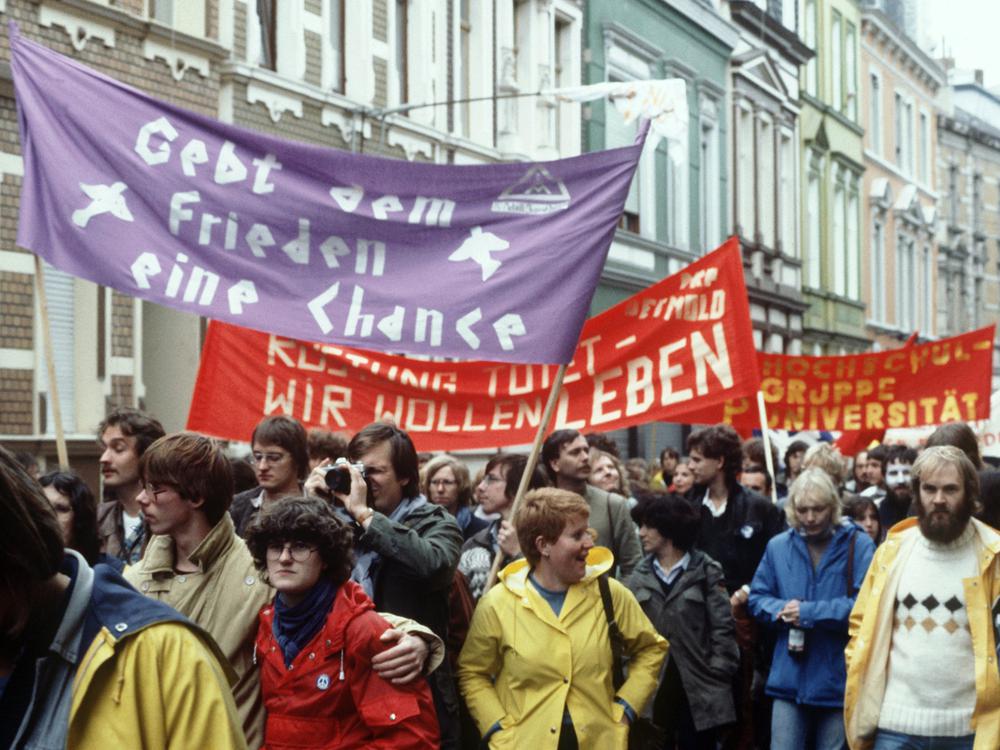 In Zeiten des Krieges: Warum der Frieden so umkämpft ist