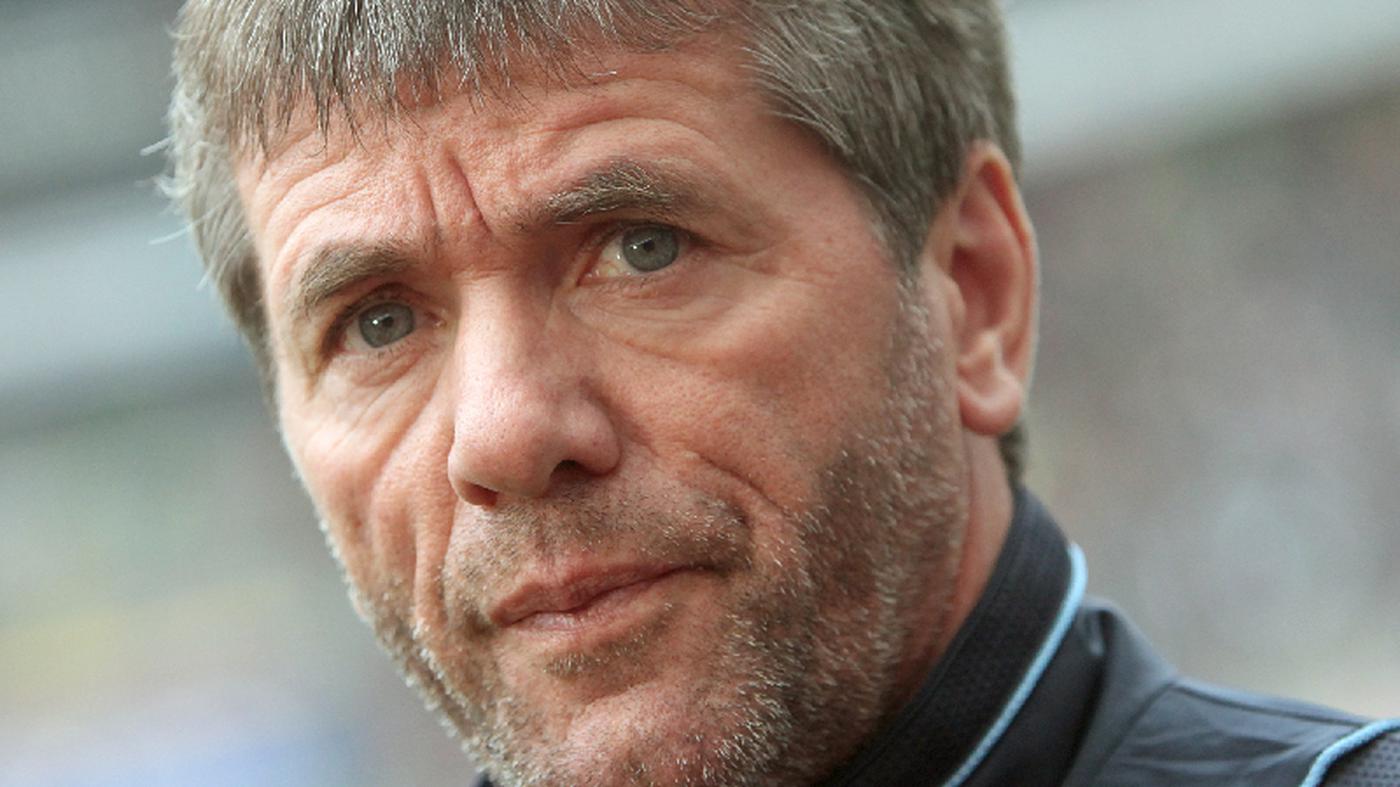 Abschied: Frankfurts Trainer Funkel löst Vertrag auf