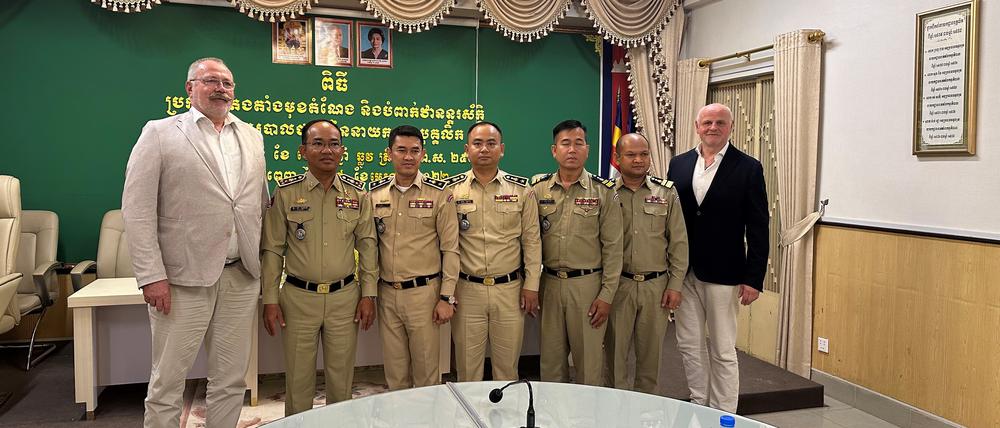 Kreuzberg, Afghanistan, Kambodscha: „Mein Leben als Berliner Polizist ...