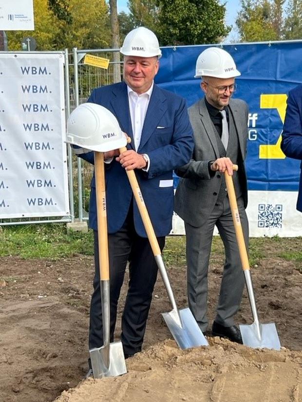 Geisel nach gescheiterter Missbilligung: Wie Berlins Bausenator den Weg ...