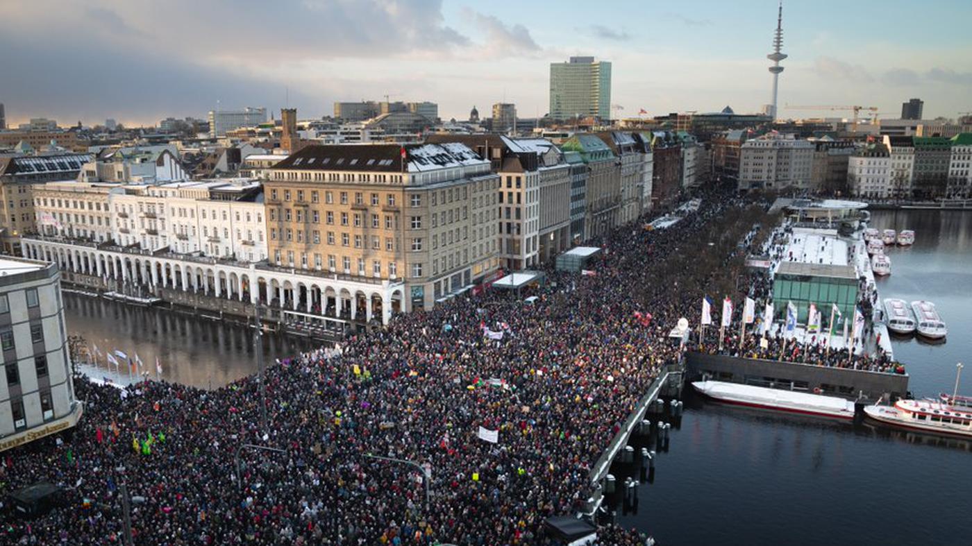 Zu viele Teilnehmer: Hamburger Anti-AfD-Demo wurde aus ...