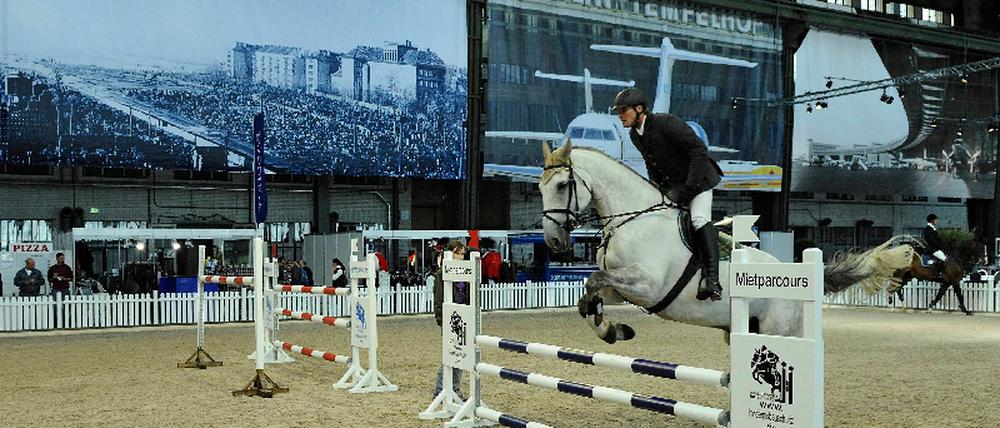 Turnier in Tempelhof: Ritt in die Zukunft