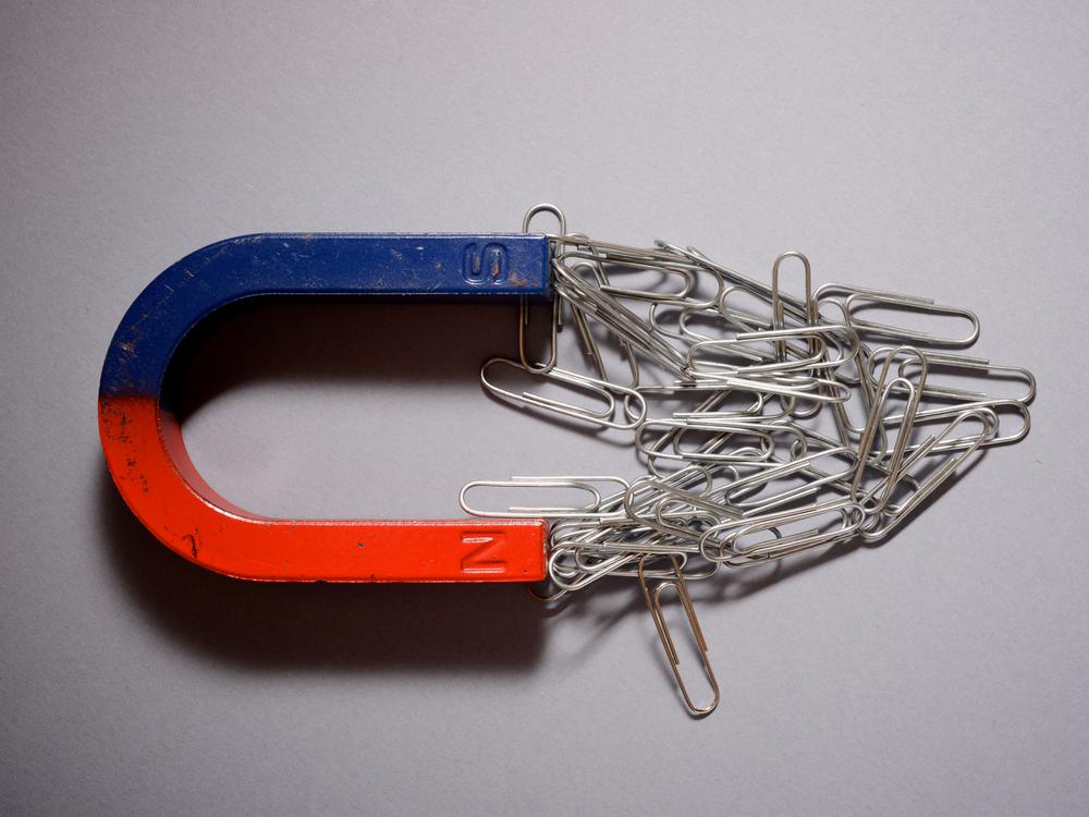 Wie zwei tanzende Schwäne: Neue Art des Magnetismus könnte Elektronik ...