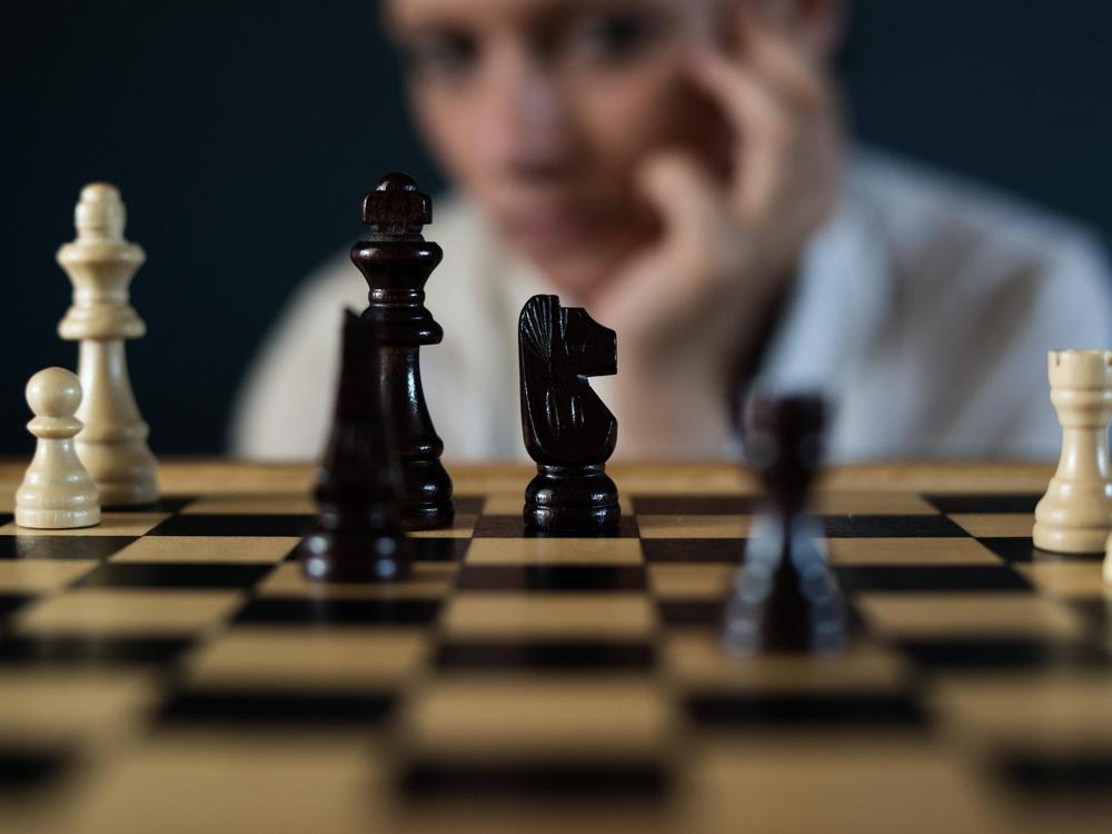 Wie Männer Frauen im Schach erniedrigen: „Er hat fast das ganze Spiel ...