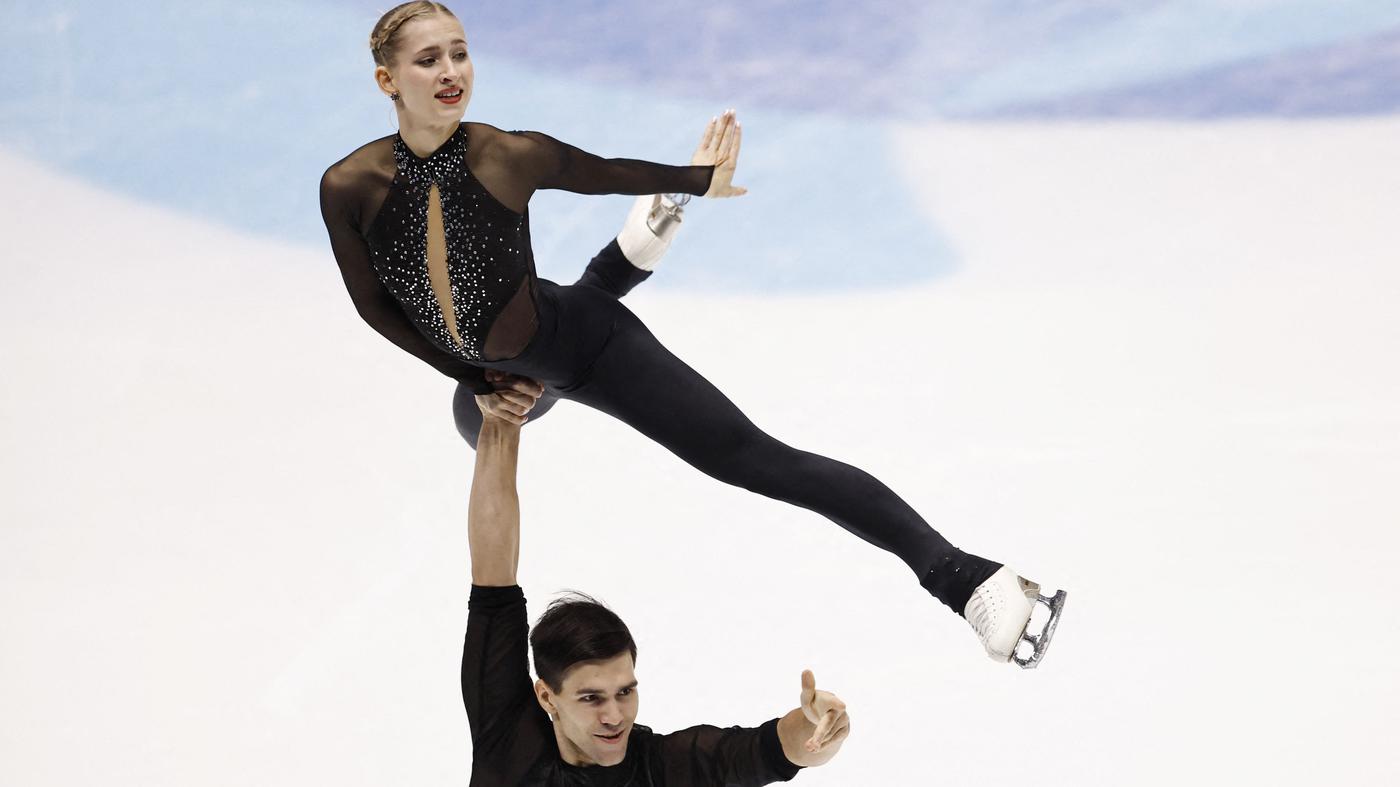 Berliner Paar gewinnt Gold im Eiskunstlauf: Hase und Volodin triumphieren beim Grand-Prix-Finale
