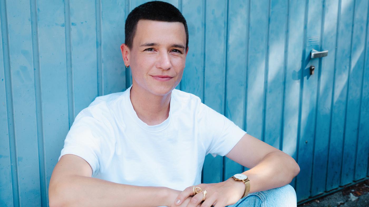 Filmemacher*in Julia Fuhr Mann im Porträt: Ein queerer Blick auf den ...