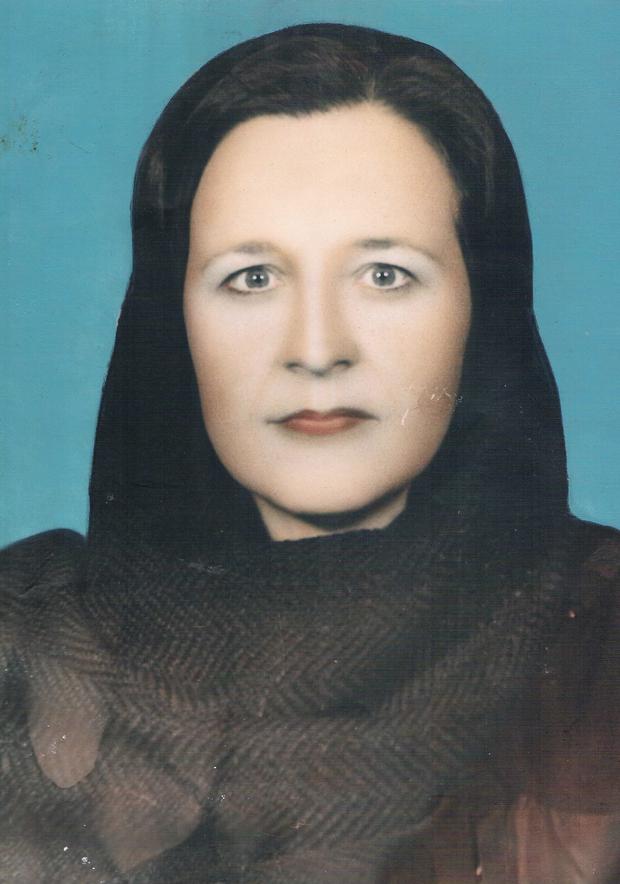 Wenn der Chef von ferne alles besser weiß: Als Autorin im „Gedärm der ...