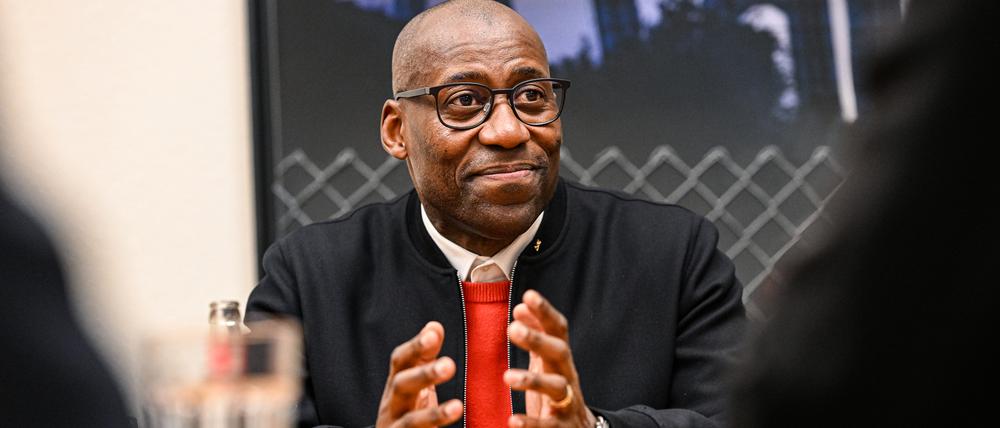 Joe Chialo zu Gast beim Tagesspiegel: Wider die Rechthaberei