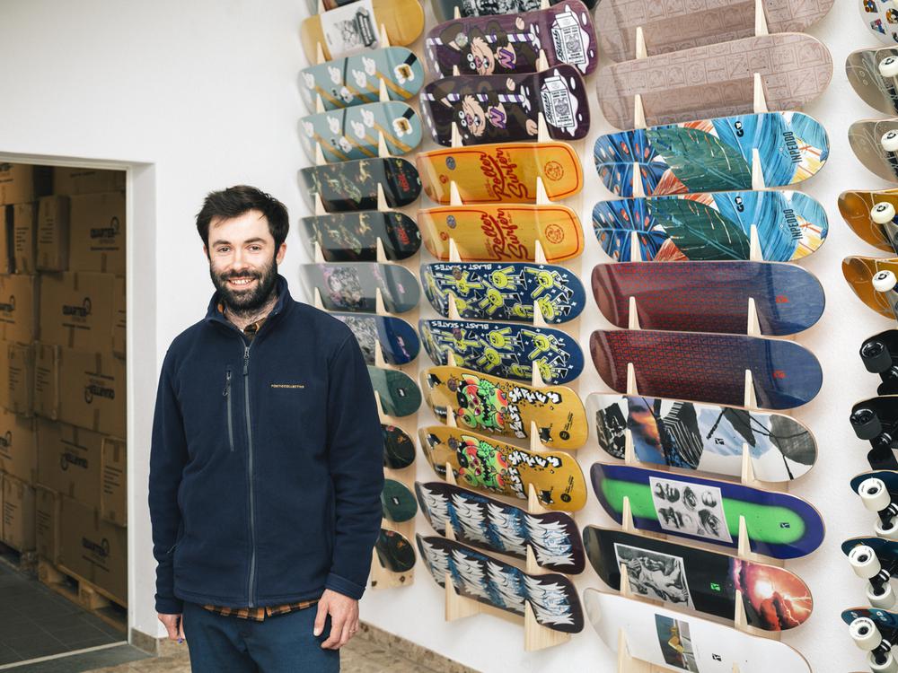 Alle steigen gerade aufs Skateboard: „Am meisten lernt man, wenn man ...