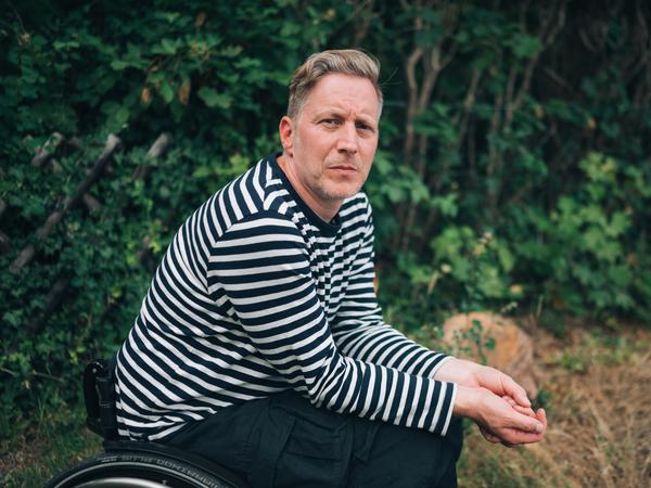 „Mein Körper ist nicht, wie er sein soll“ : Marc M. möchte seine Beine ...