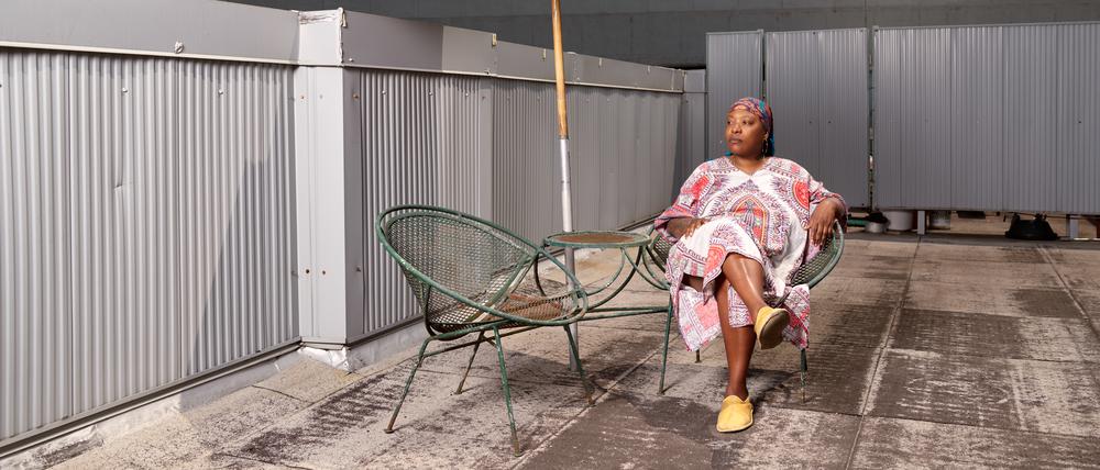 Meshell Ndegeocello, Freekid, Django Django, Queens of the Stone Age ...