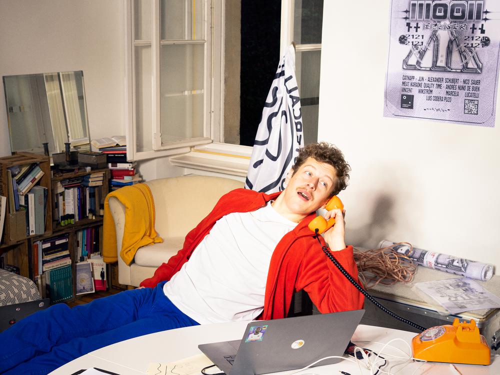 Klangreise zum Mond : Futuristisches Festival in Berliner Planetarium ...