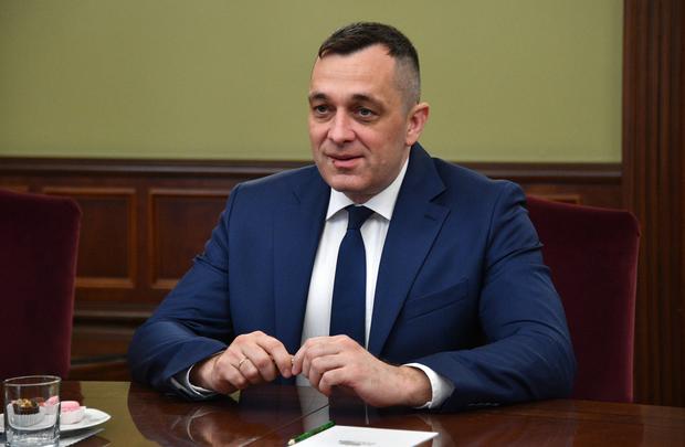 Sie fallen aus Fenstern, stürzen von Jachten : Die mysteriösen ...