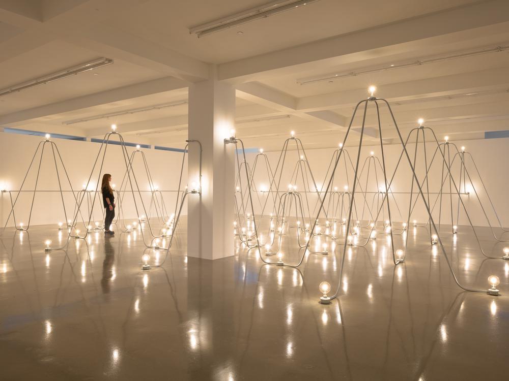 Nancy Holt im Gropius Bau: Das Universum persönlicher machen