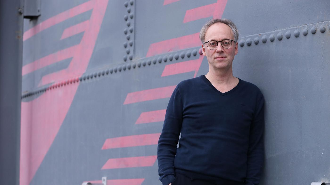 Ein HOT-Schauspieler, der auch singt: Für Philipp Mauritz ist die Musik ...