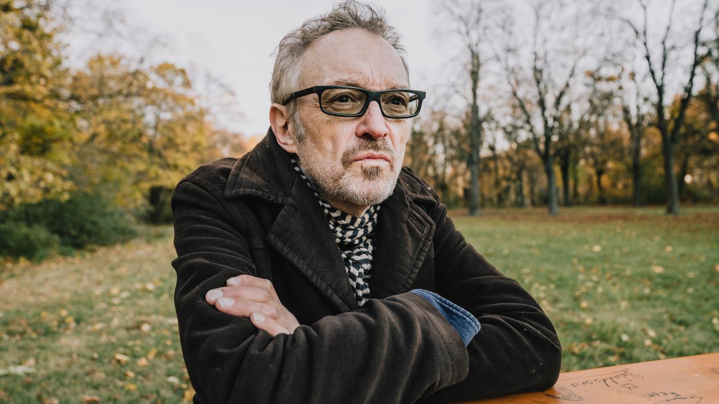 Josef Hader über seine neue Tragikomödie : „Ich setze Alkohol wie ein ...