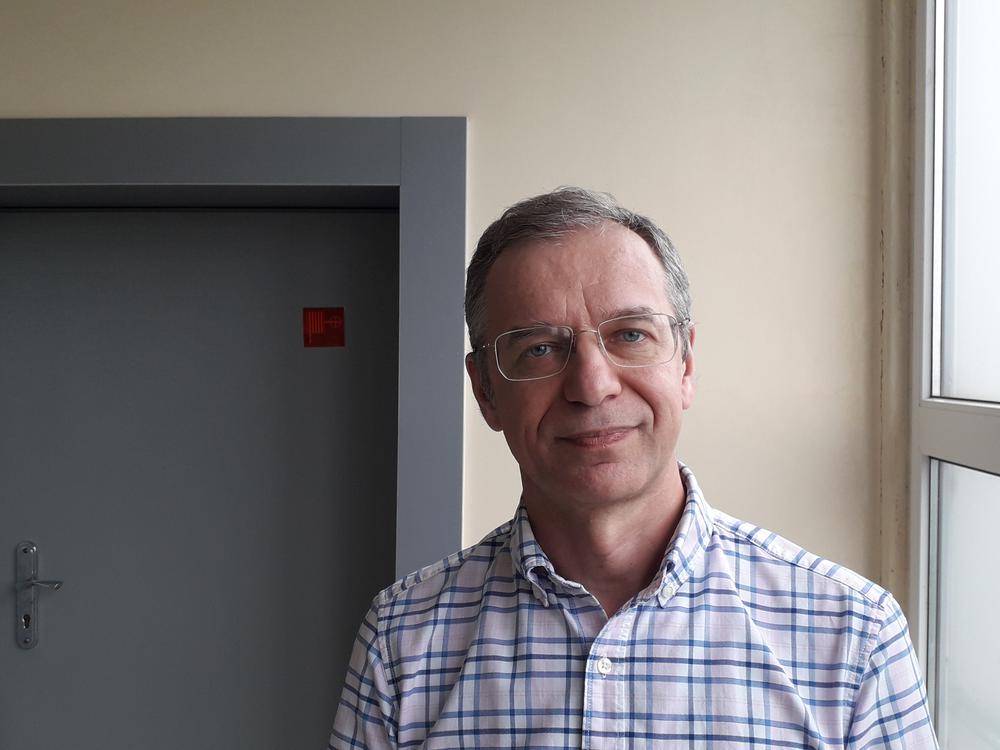 Molotowcocktails von der Uni, Panzer am Bahnhof: Wie die Stadt Dnipro der Ukraine den Sieg ...