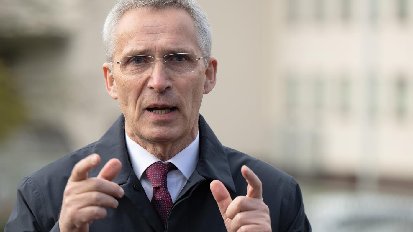 Nato-Chef erhöht Druck auf Deutschland: Stoltenberg will Militärausgaben wie im Kalten Krieg ...
