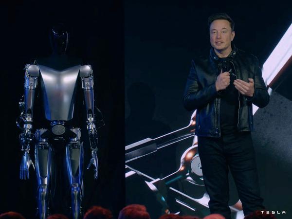 Tesla-Bot „Optimus“ : Elon Musk stellt Prototypen für menschenähnliche ...