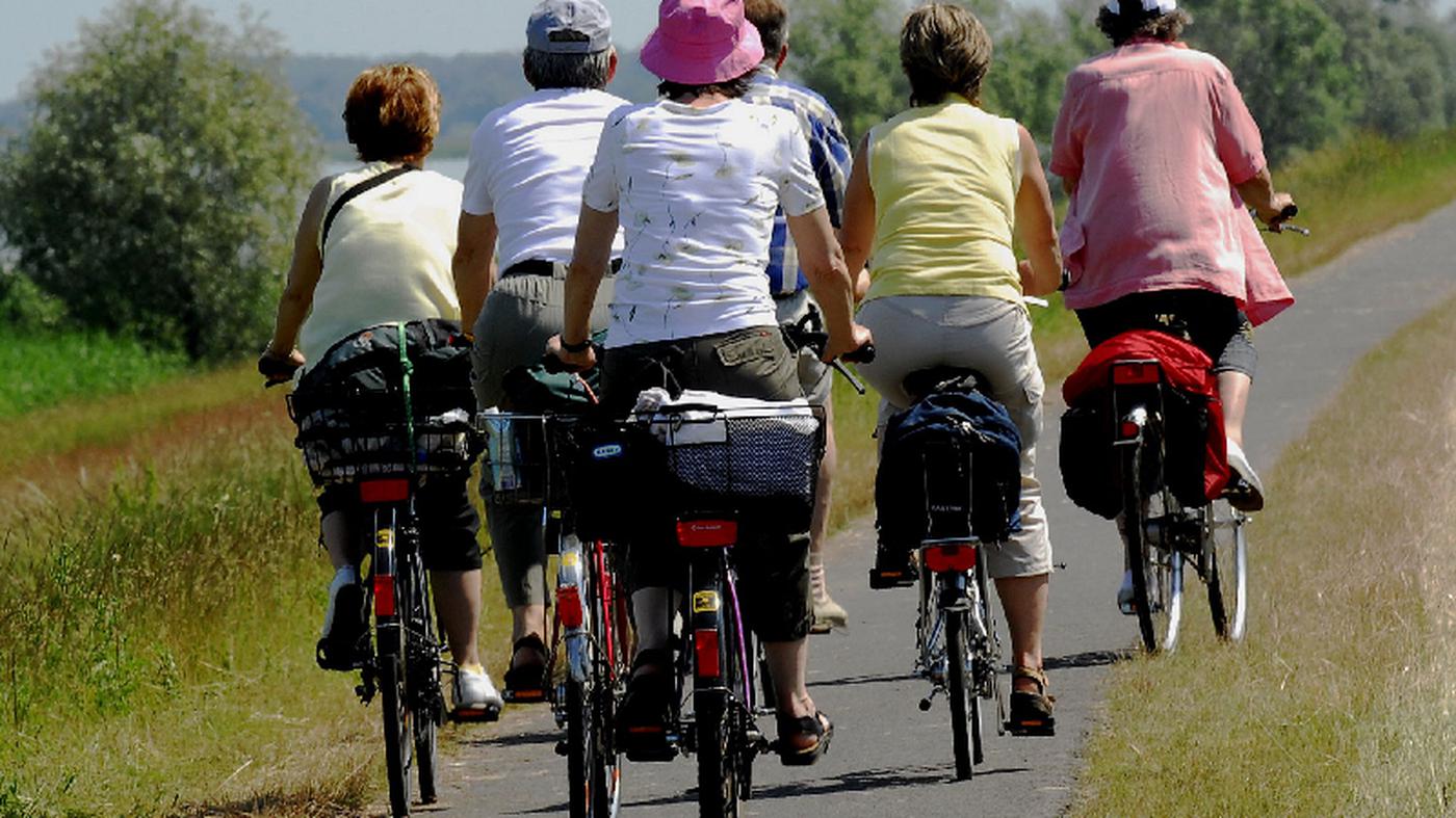 Freizeit: Längster deutscher Radweg wird eingeweiht
