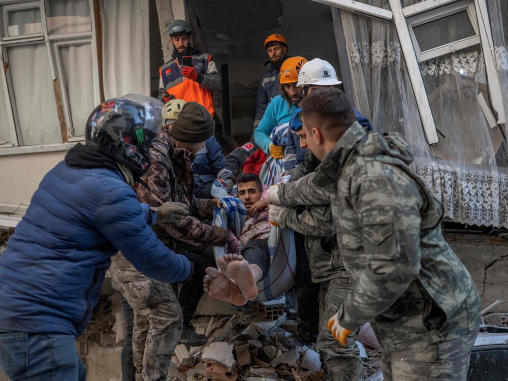 Die Erdbebenkatastrophe in Bildern: „Wir hoffen auf noch mehr Wunder“