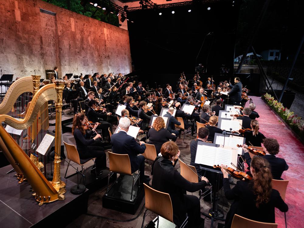 Philharmoniker in der Waldbühne: Das Lächeln einer Sommernacht