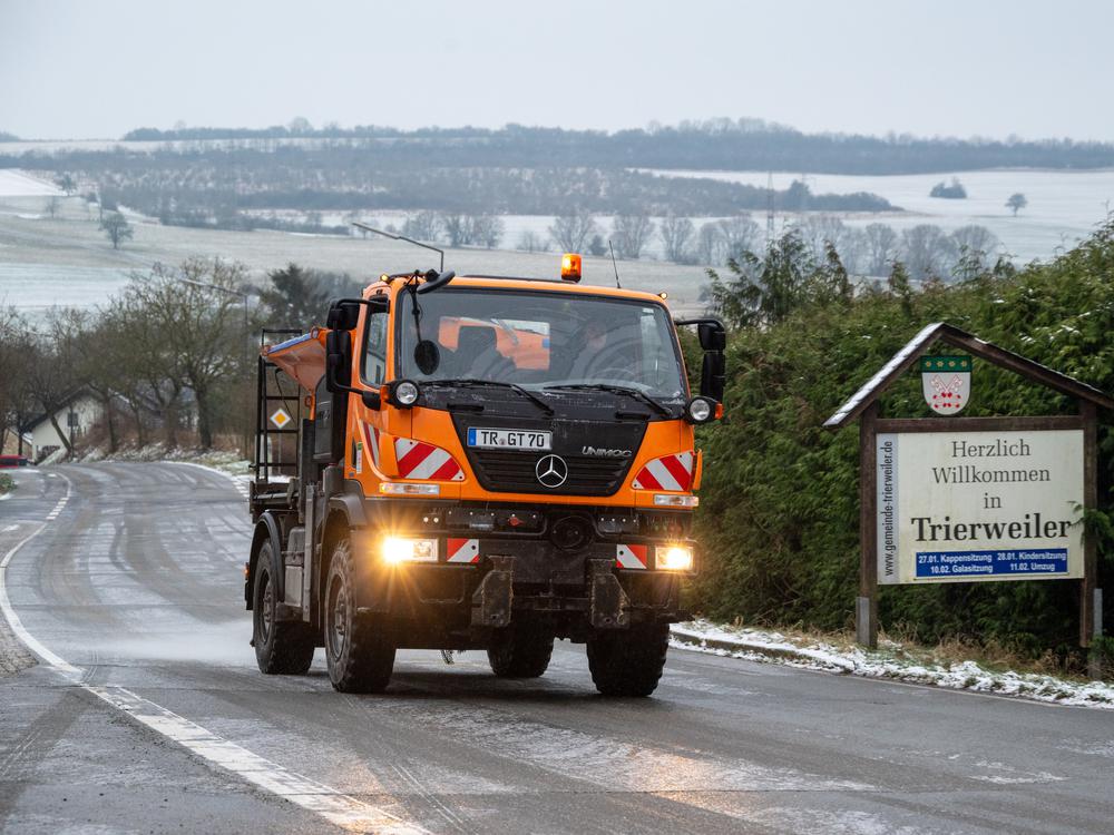 Warnung vor „großer Lebensgefahr“ durch Winterwetter: Tief „Gertrud“ sorgt mit Eisregen und ...