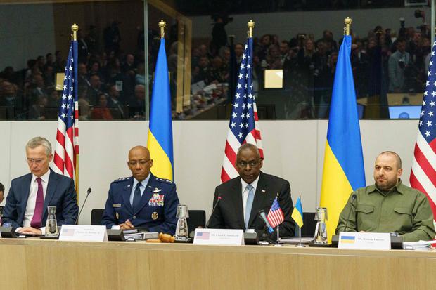 Als Vorkehrung für das Szenario Trump: Nato beschließt Operationsplan ...